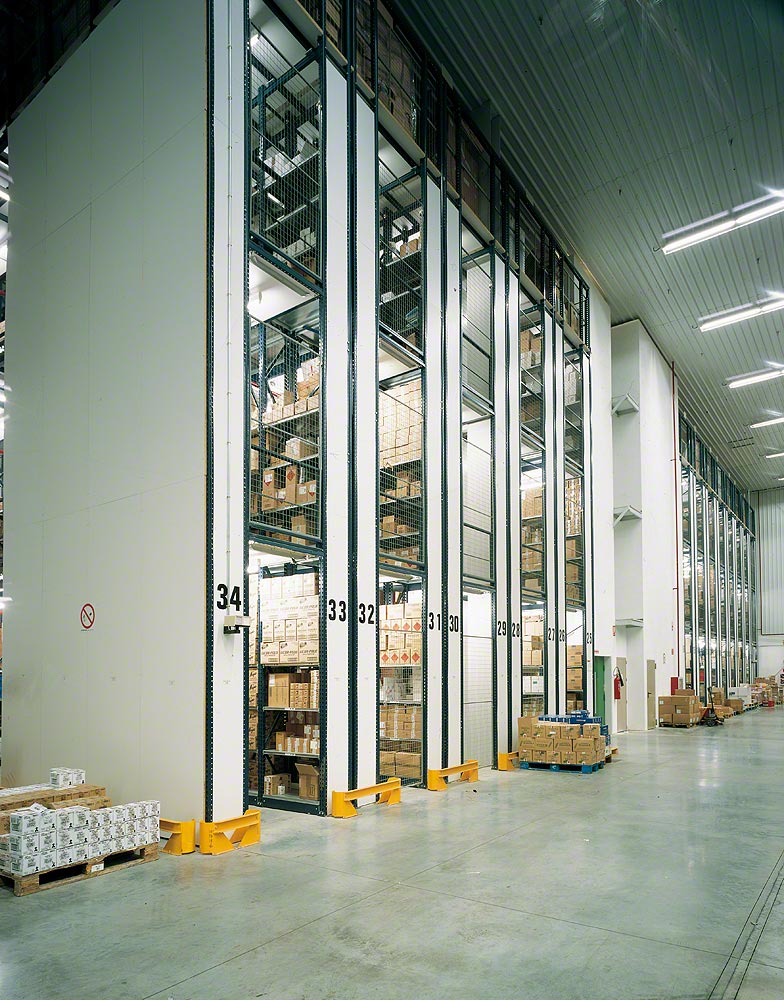Wide Span Shelving | Wide Span Storage Racks - Interlake Mecalux