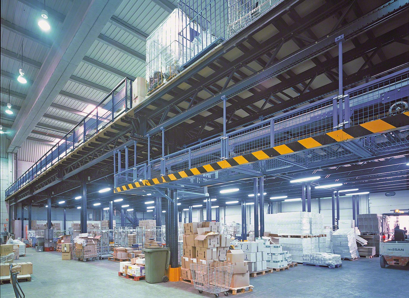 Mezzanine Floor Racking Systems - Interlake Mecalux