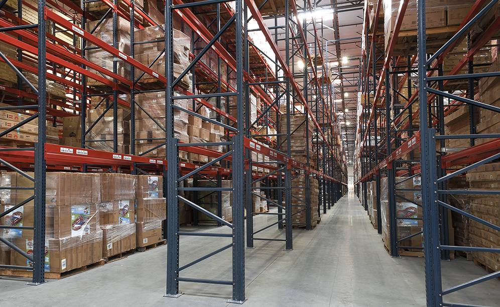 Bolted Selective Rack at Delta Children in CA - Interlake Mecalux