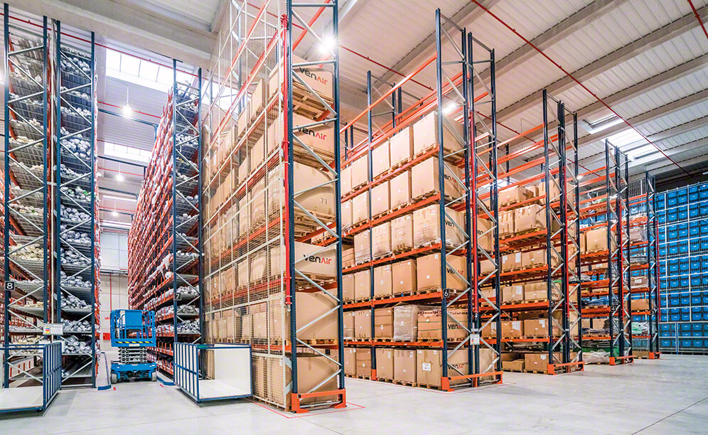 Triple storage solution for Venair warehouse - Interlake Mecalux