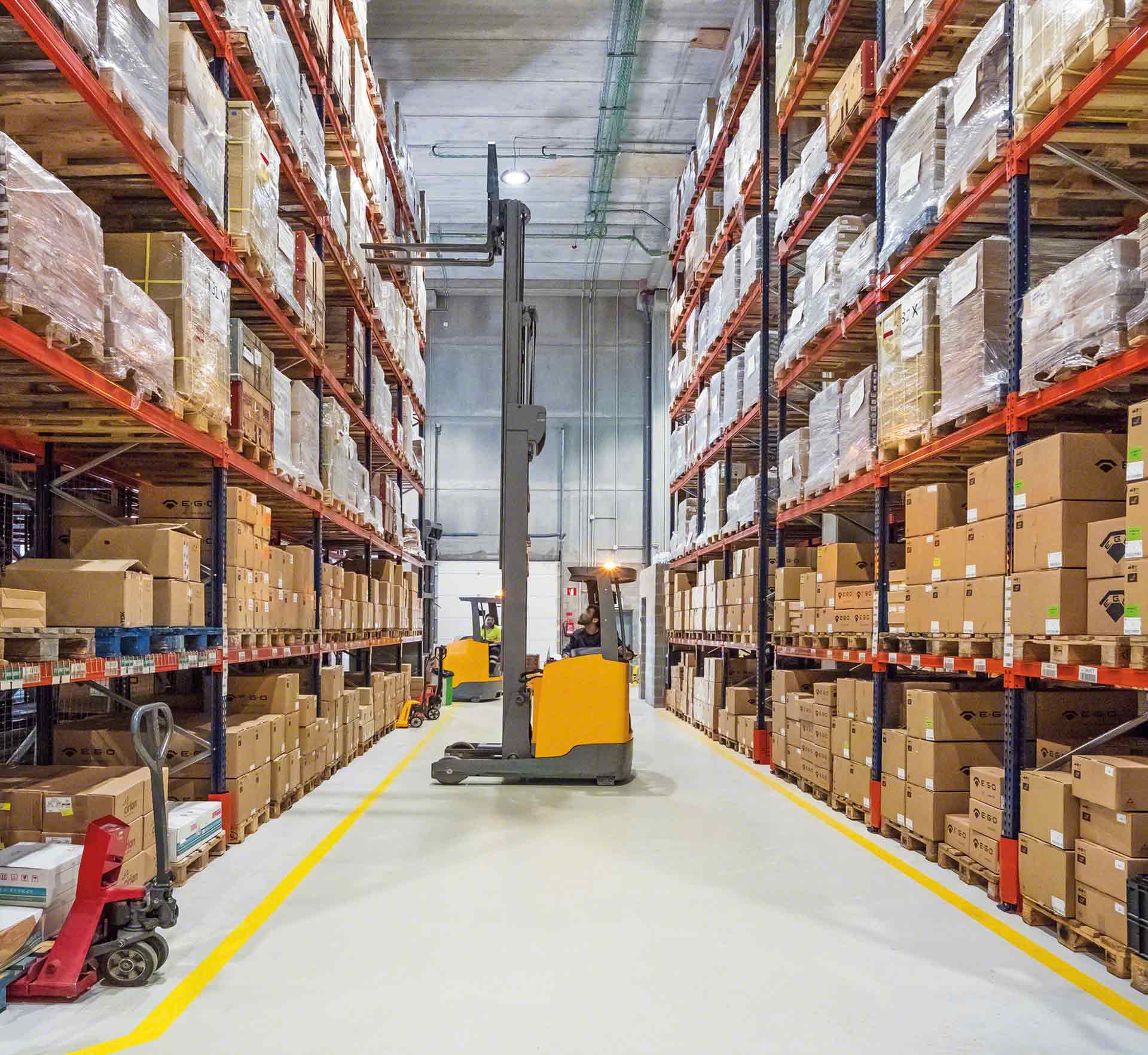 How to Calculate Warehouse Capacity - Interlake Mecalux